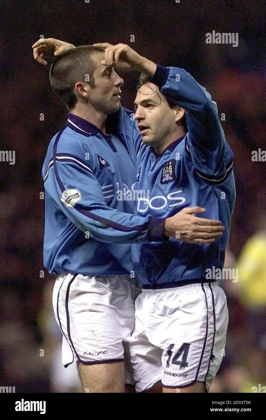 Sport football celebrating kevin horlock hi-res stock photography and ...