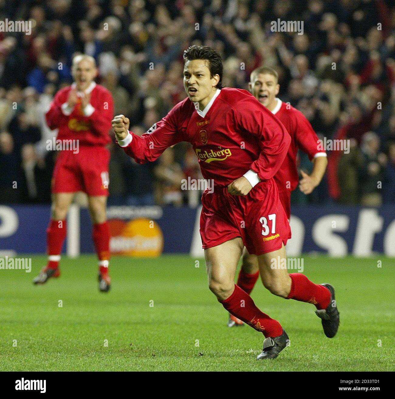 Liverpools jari litmanen celebrates hi-res stock photography and images ...