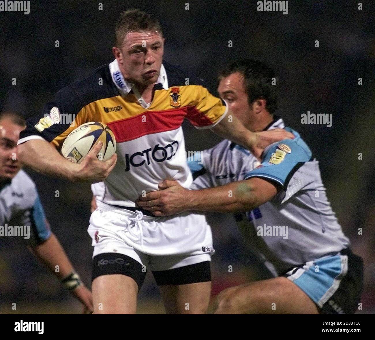 Bradford bulls mike forshaw gets past hull fcs craig greenhill hi-res ...