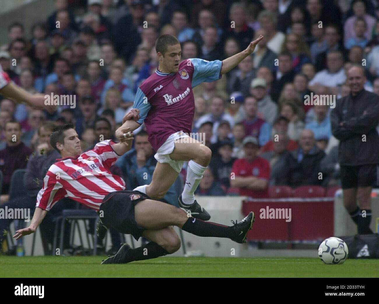 Sport football action tackling joe cole hi-res stock photography and ...