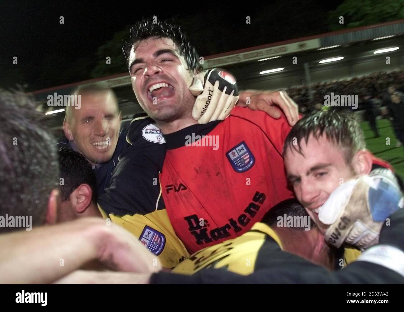 Diamonds goalkeeper billy turley celebrates beating rochdale hi-res ...