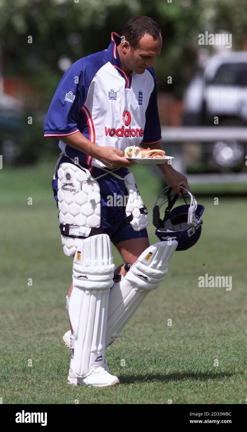 Cricket mark butcher lords hi-res stock photography and images - Alamy