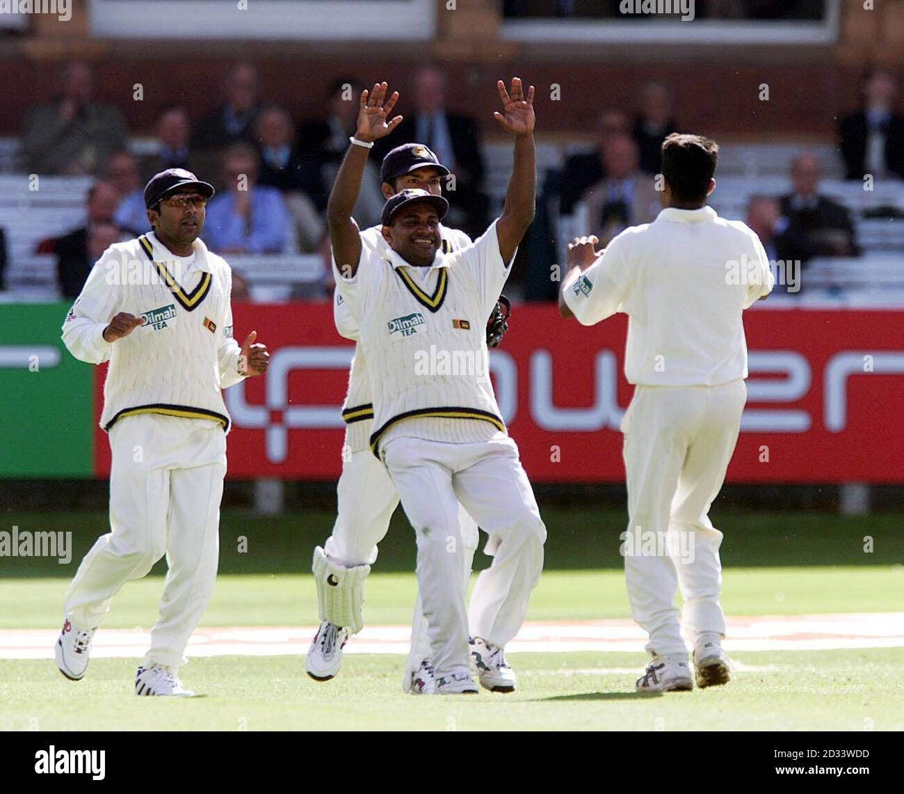Sri lankan captain sanath jayasuriya centre hi-res stock photography ...