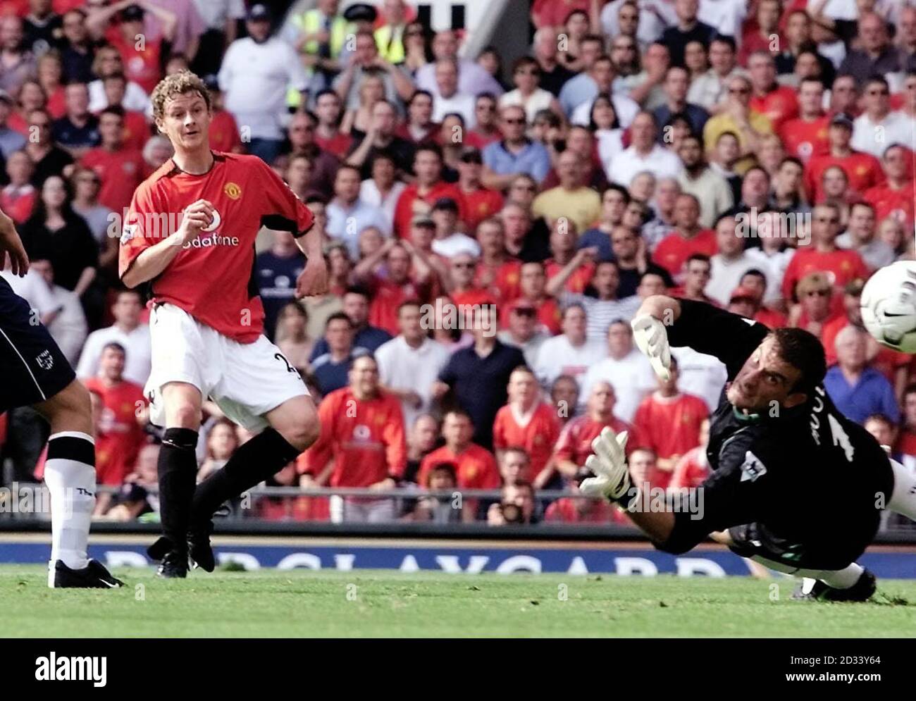 Fa premiership football match uniteds old trafford ground in manchester ...