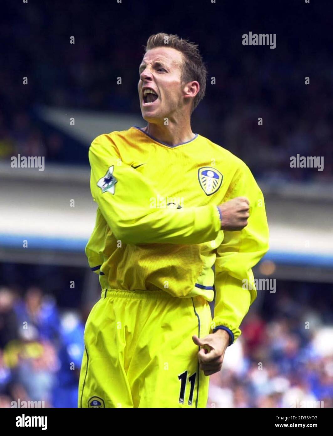 Sport football celebrating lee bowyer hi-res stock photography and ...