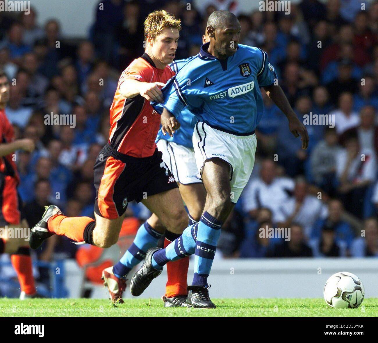 Garry flitcroft manchester city hi-res stock photography and images - Alamy