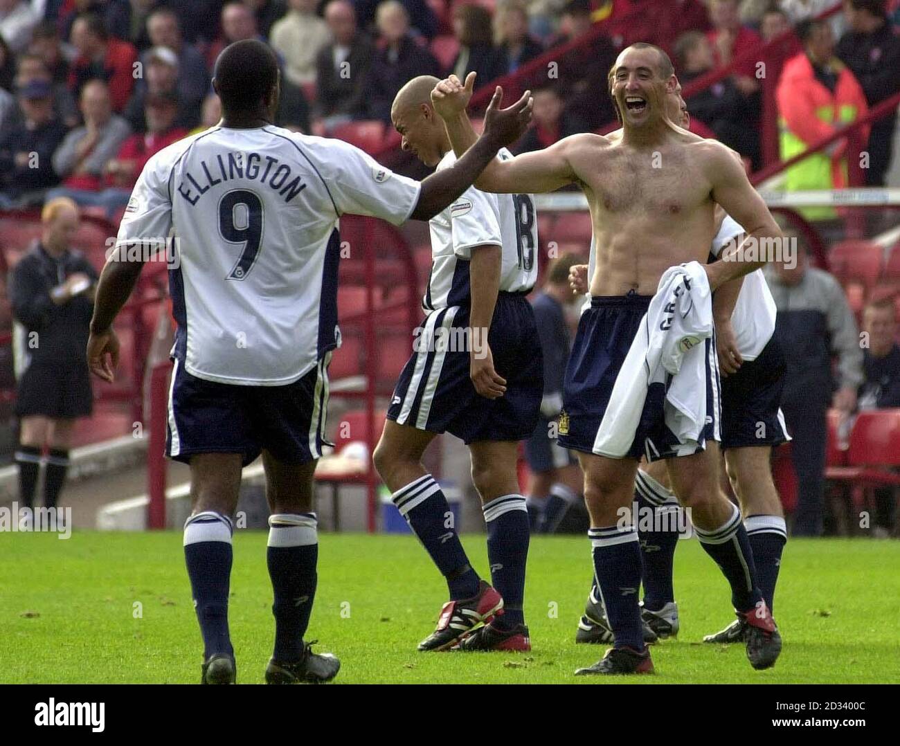 Football action nathan ellington hi-res stock photography and images ...
