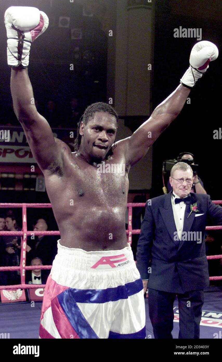 Great britains audley harrison celebrates hi-res stock photography and ...