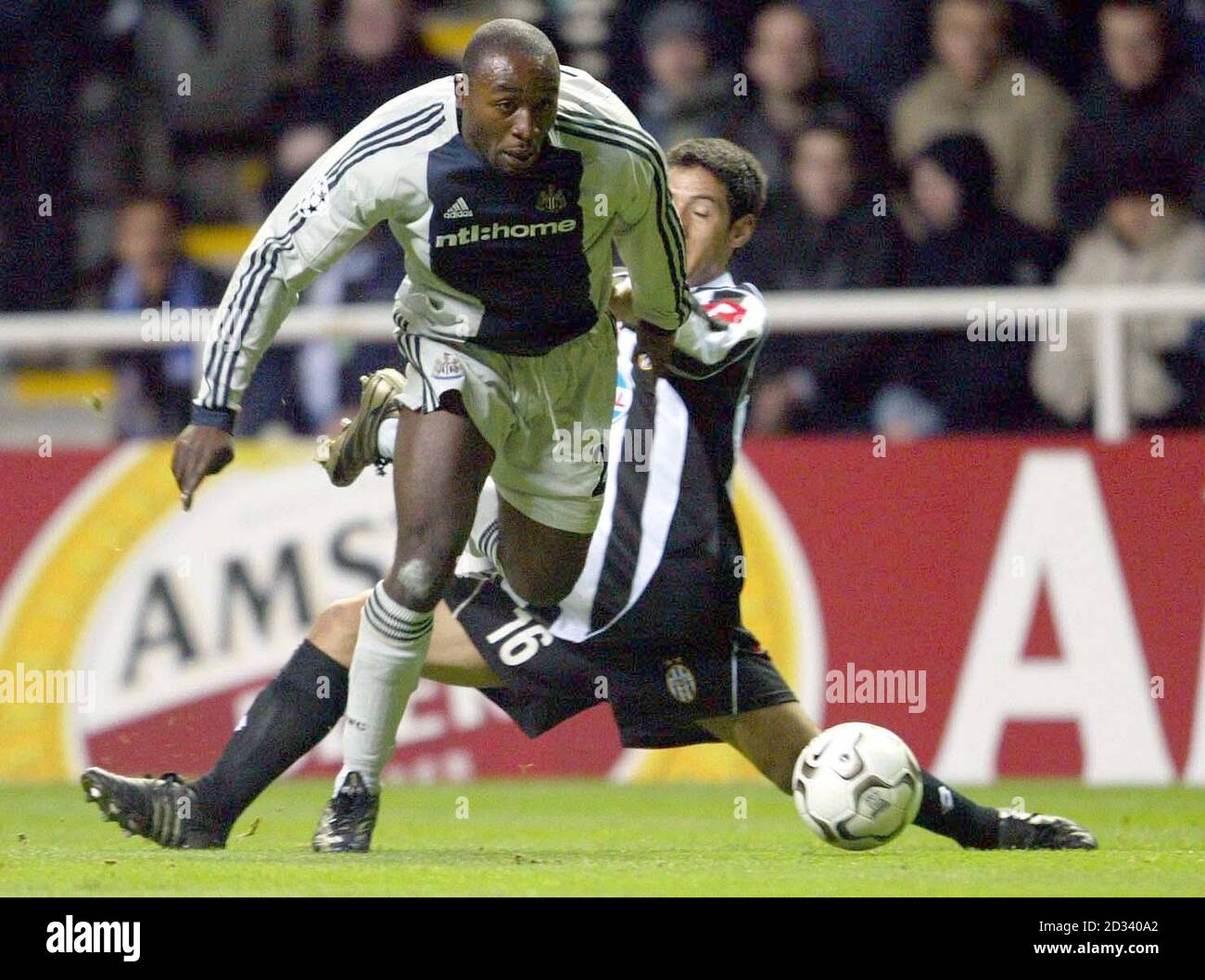 Football lua lua hi-res stock photography and images - Alamy