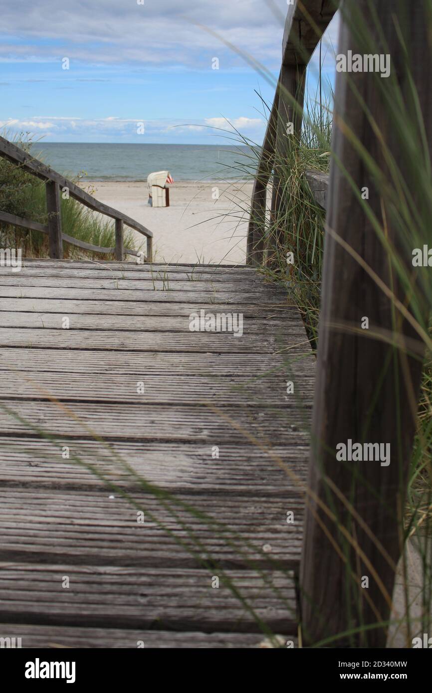 Way to the beach Stock Photo - Alamy