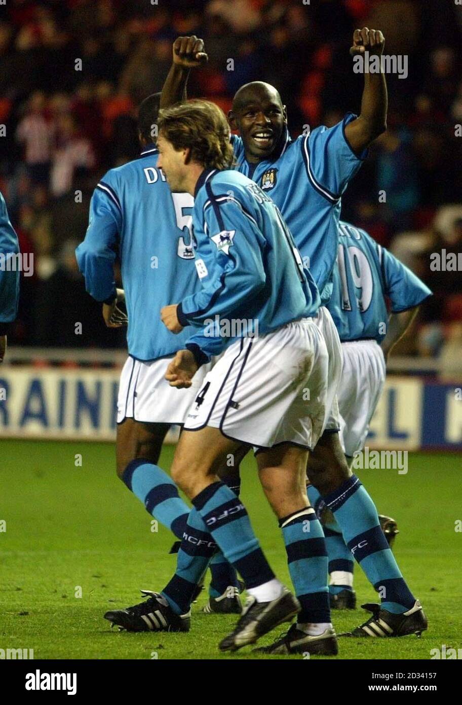 Manchester City's Shaun Goater celebrates his goal for Manchester City ...