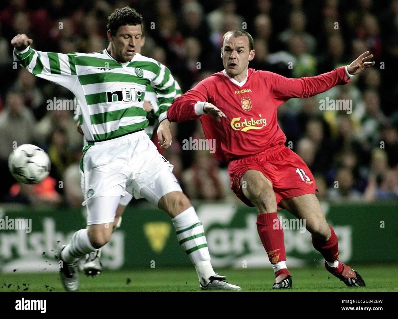 Danny murphy liverpool league cup hi-res stock photography and images ...