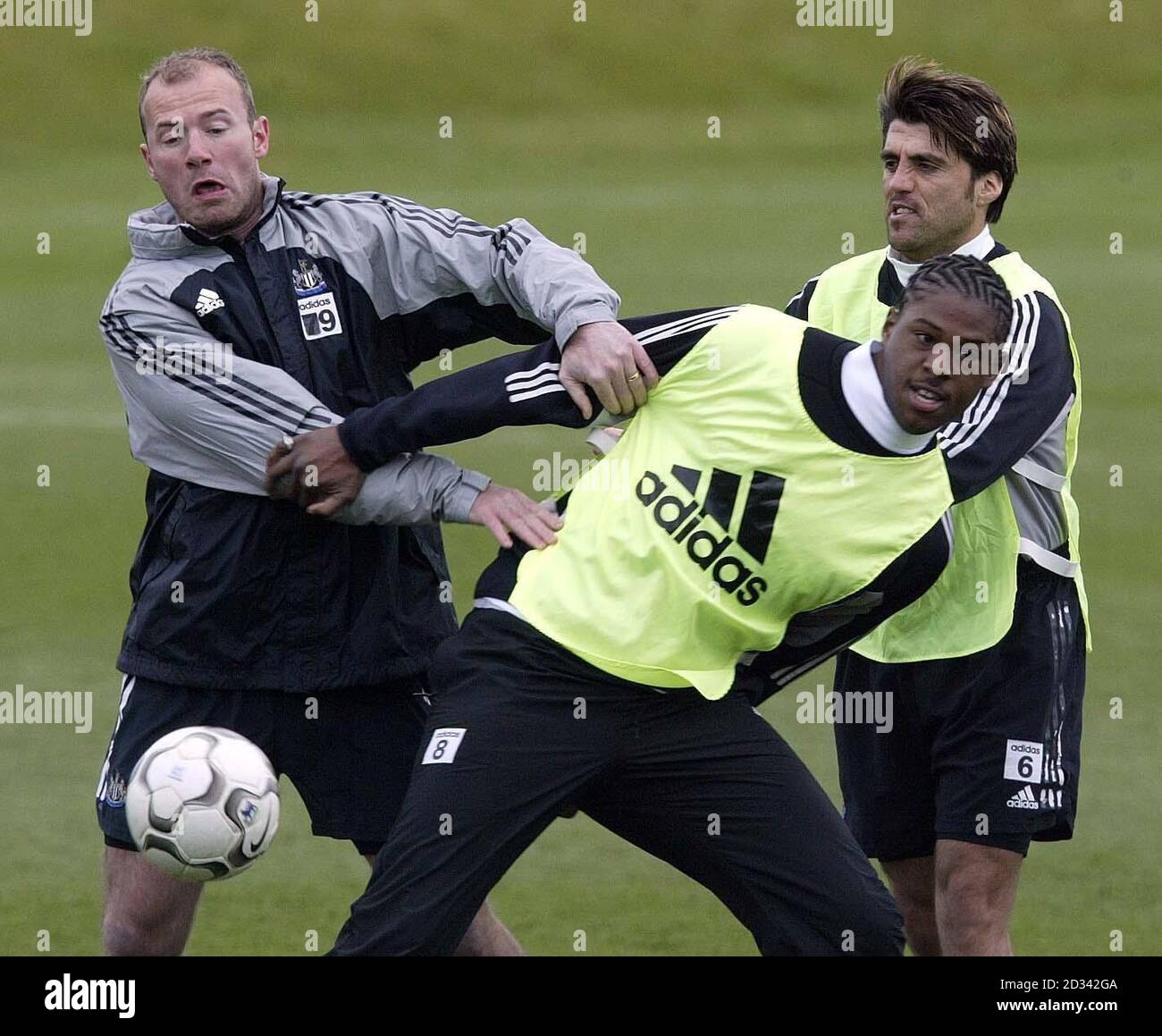 Manchester united tracksuit hi-res stock photography and images - Alamy