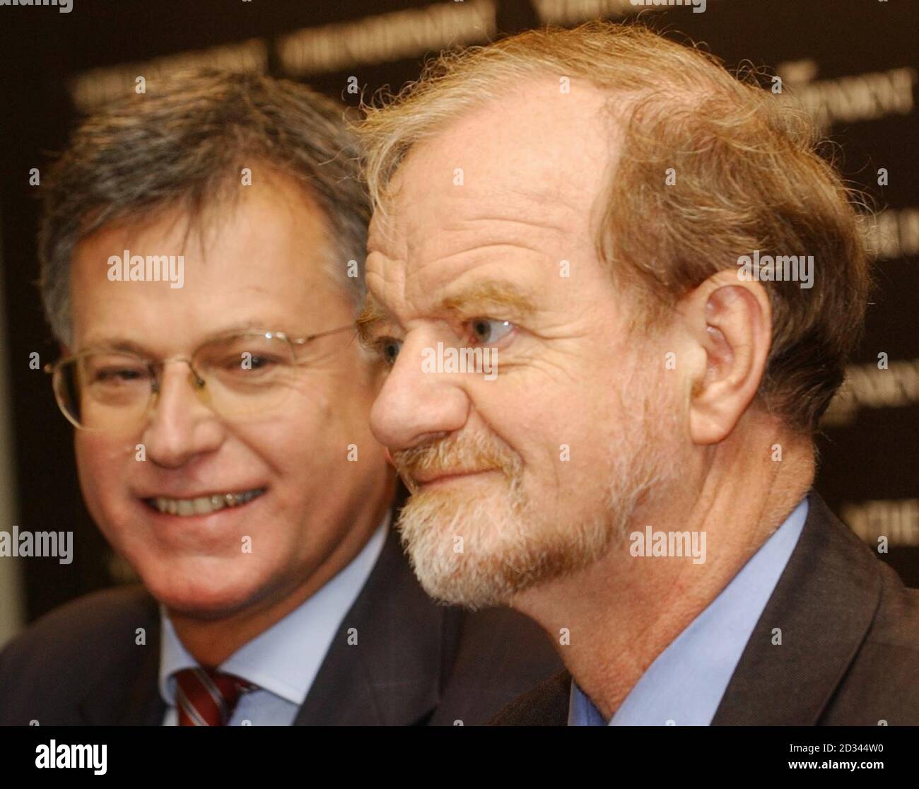 Stephen robin hi-res stock photography and images - Alamy