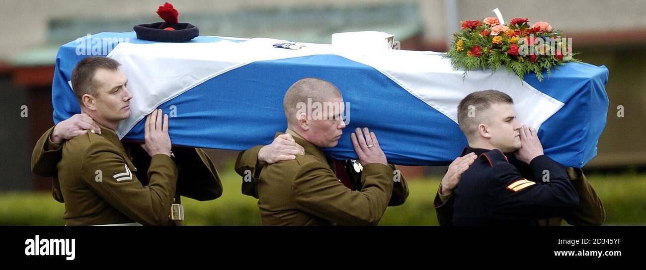 Paid soldiers hi-res stock photography and images - Alamy