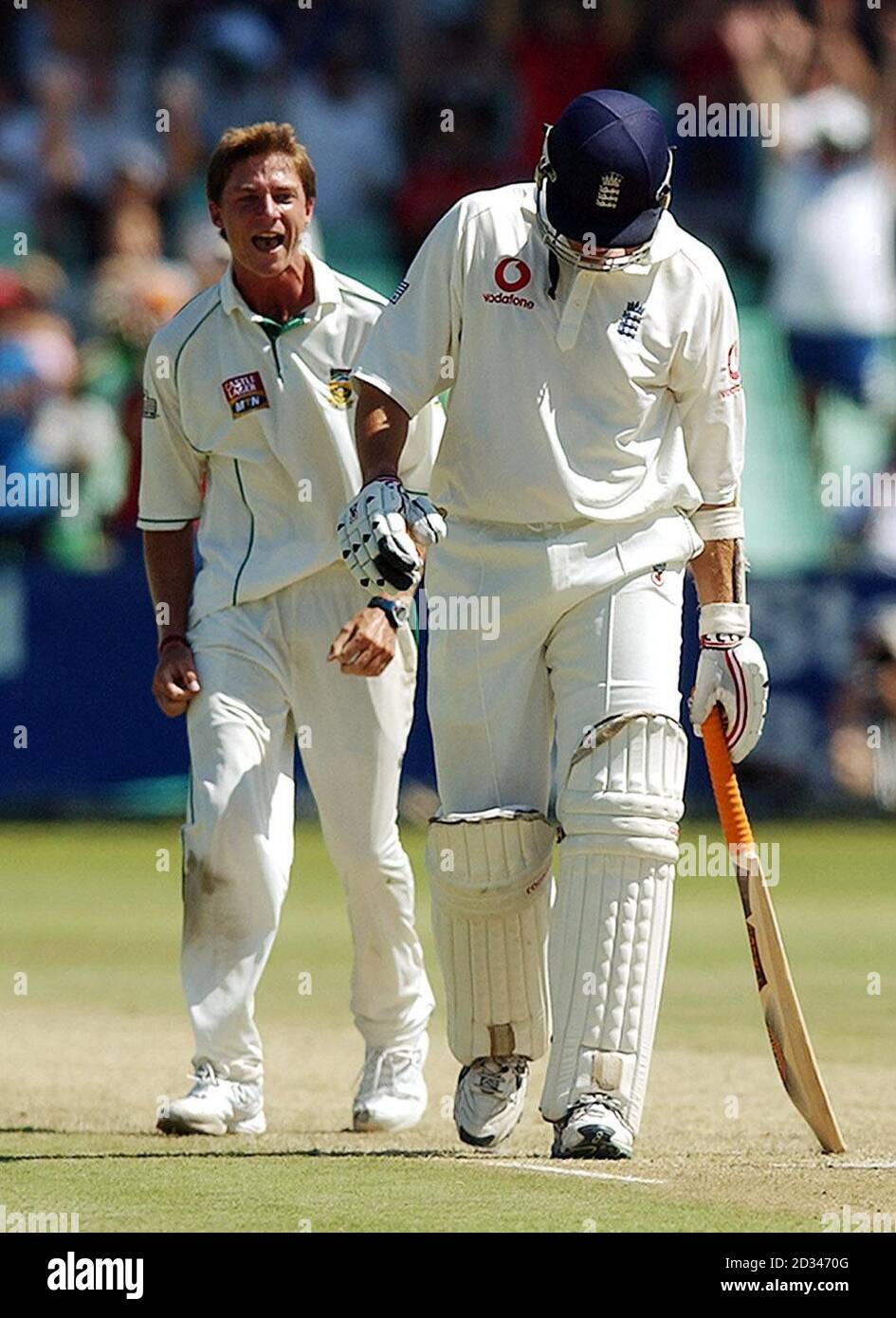 South Africa's Dale Steyn (left) looks on after having England's Ashley ...