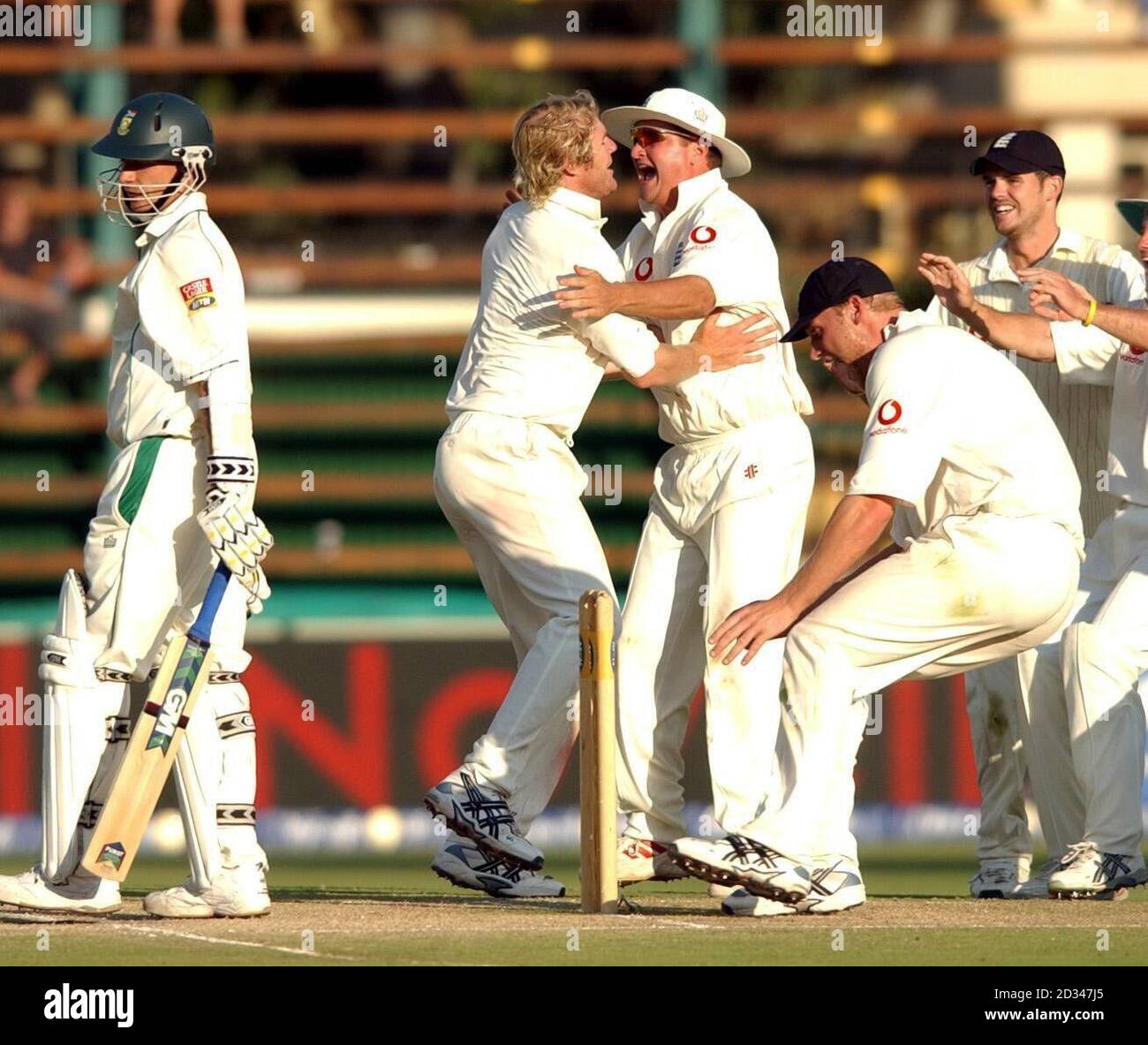 77 runs hi-res stock photography and images - Alamy