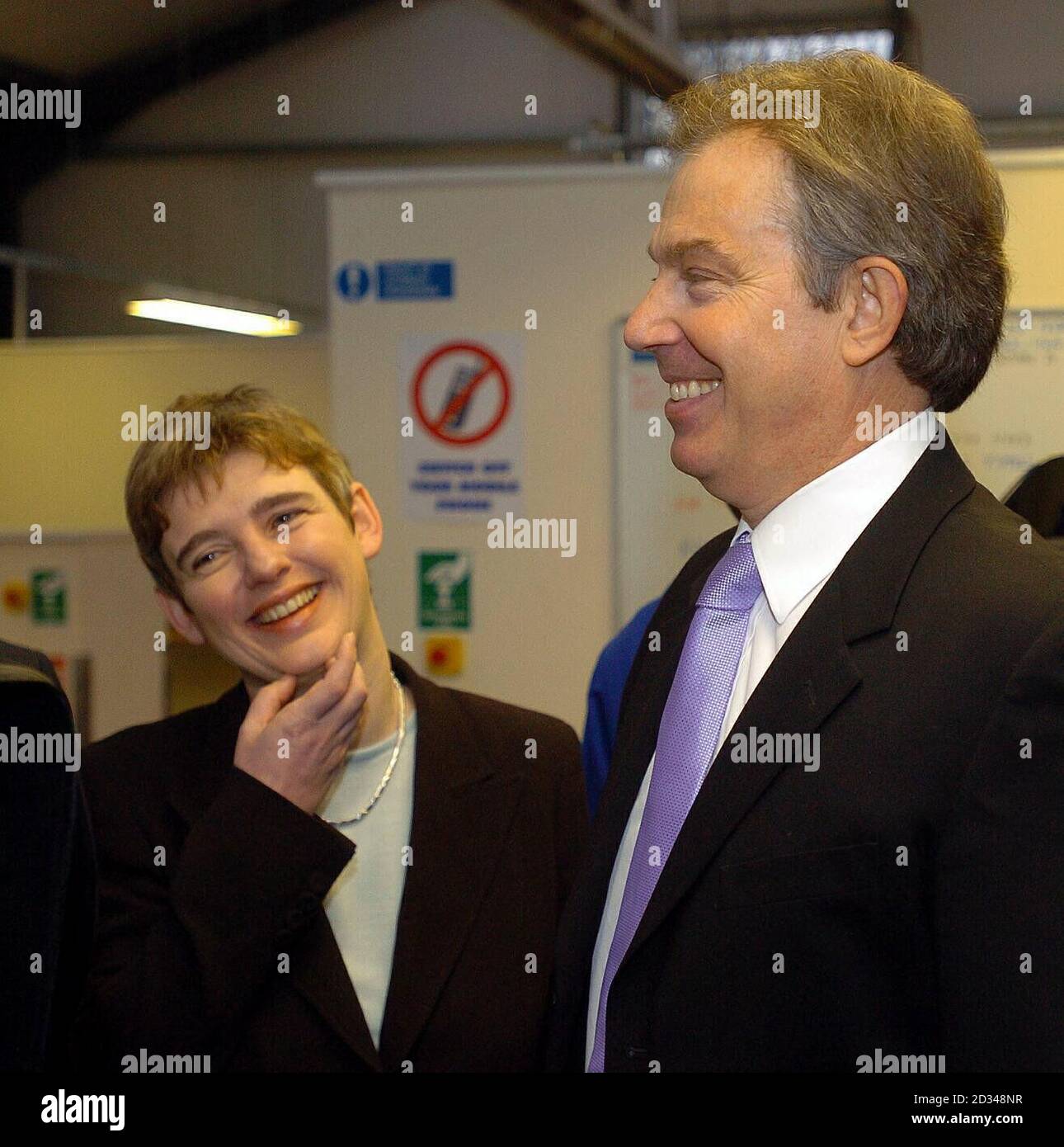 Prime Minister Tony Blair with Education Secretary Ruth Kelly on a tour ...