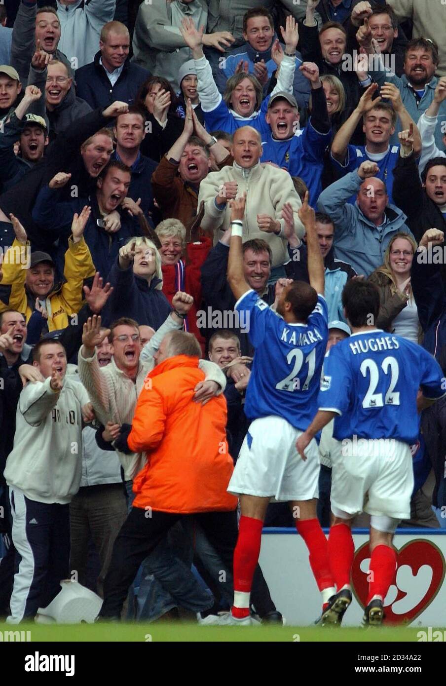 Portsmouth's Diomansy Kamara (2nd from right) celebrates scoring ...