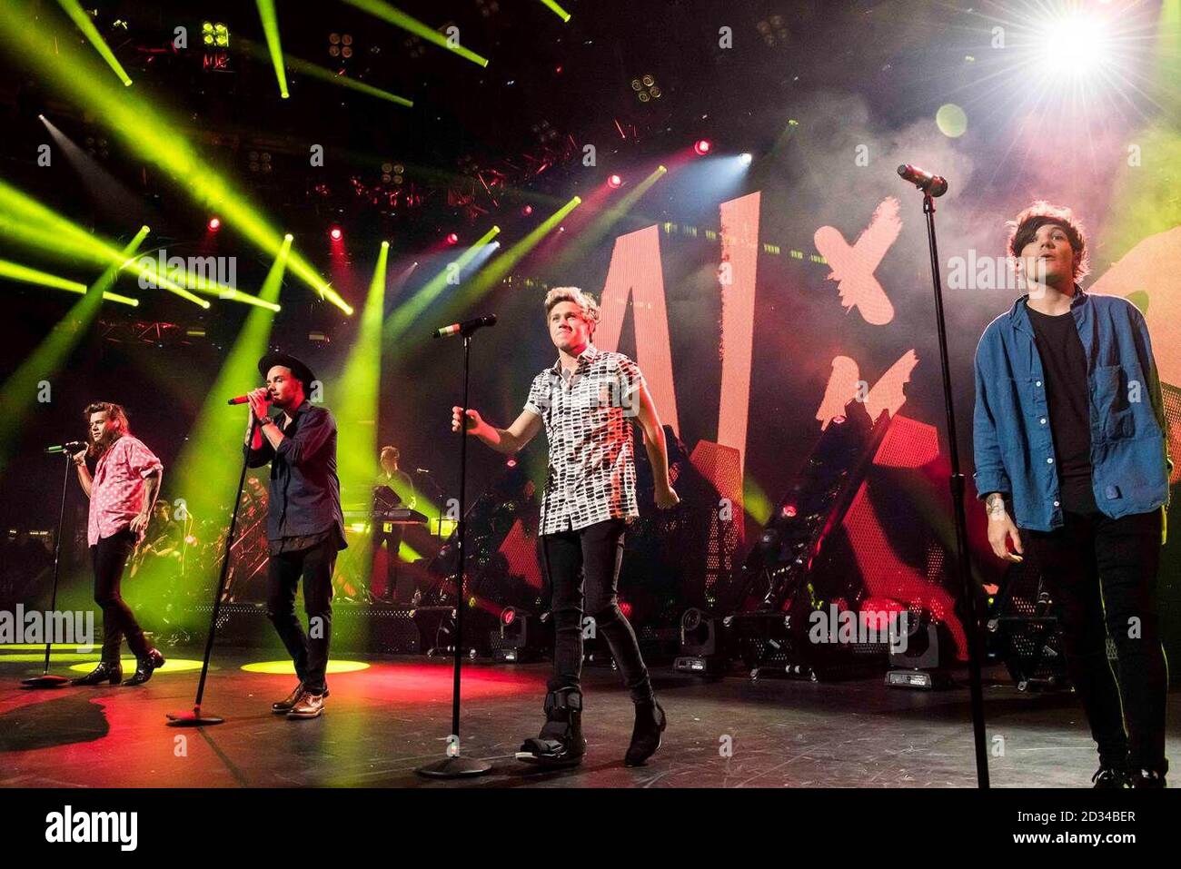 One Direction performing at the Apple Music festival Stock Photo - Alamy