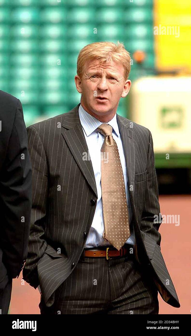 Celtic park gordon strachan hi-res stock photography and images - Alamy