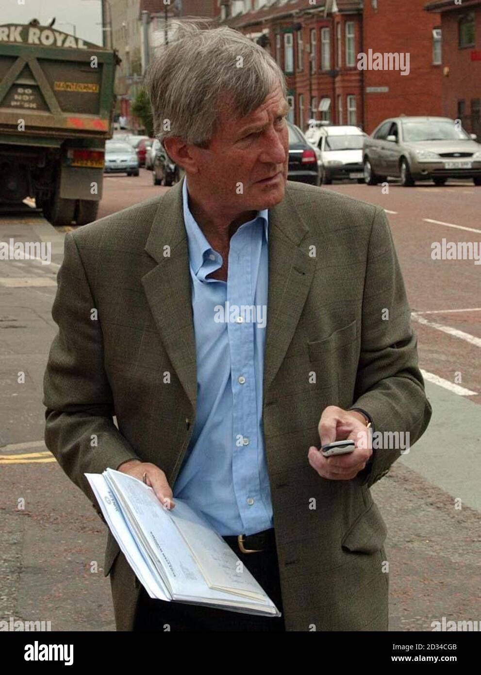 Manchester United's honorary president Martin Edwards arrives at Old ...