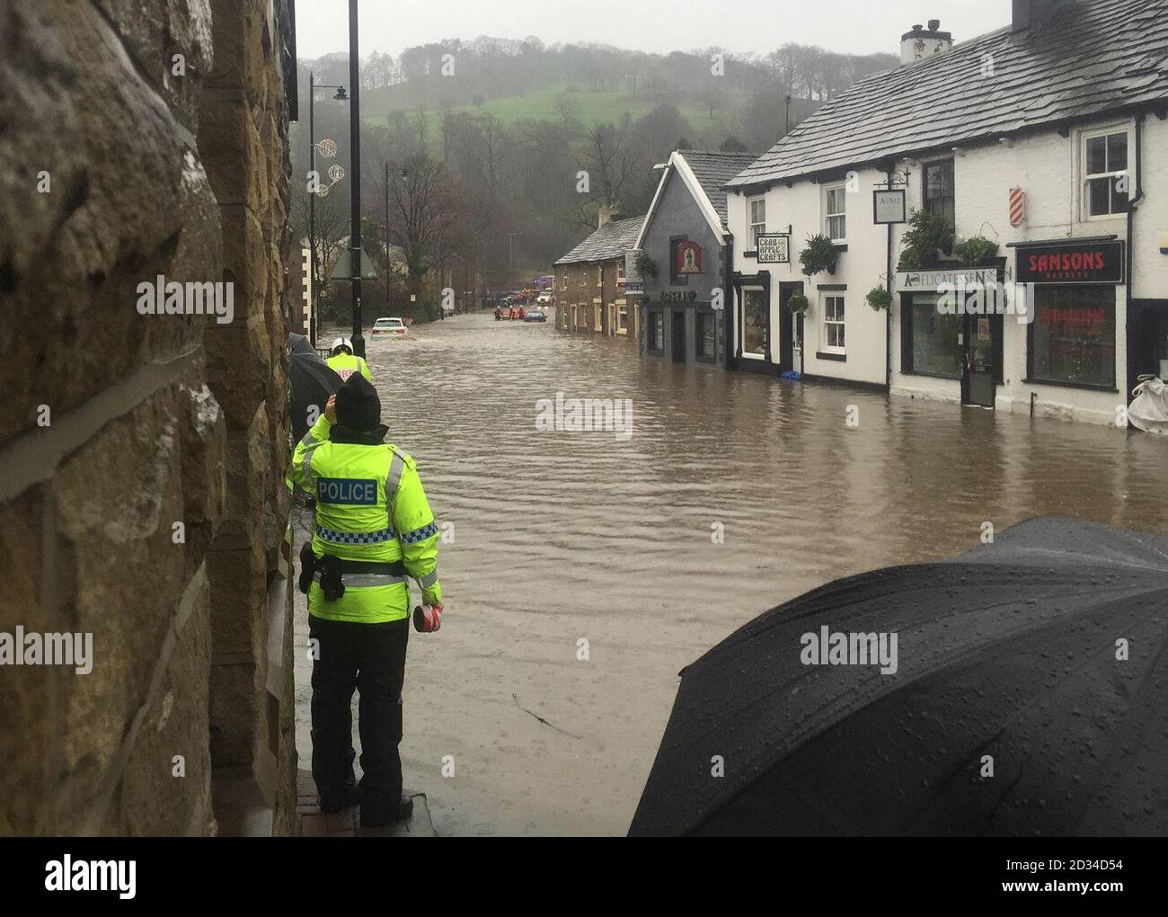 Reppic rain flood flooding floods weather floods hi-res stock ...
