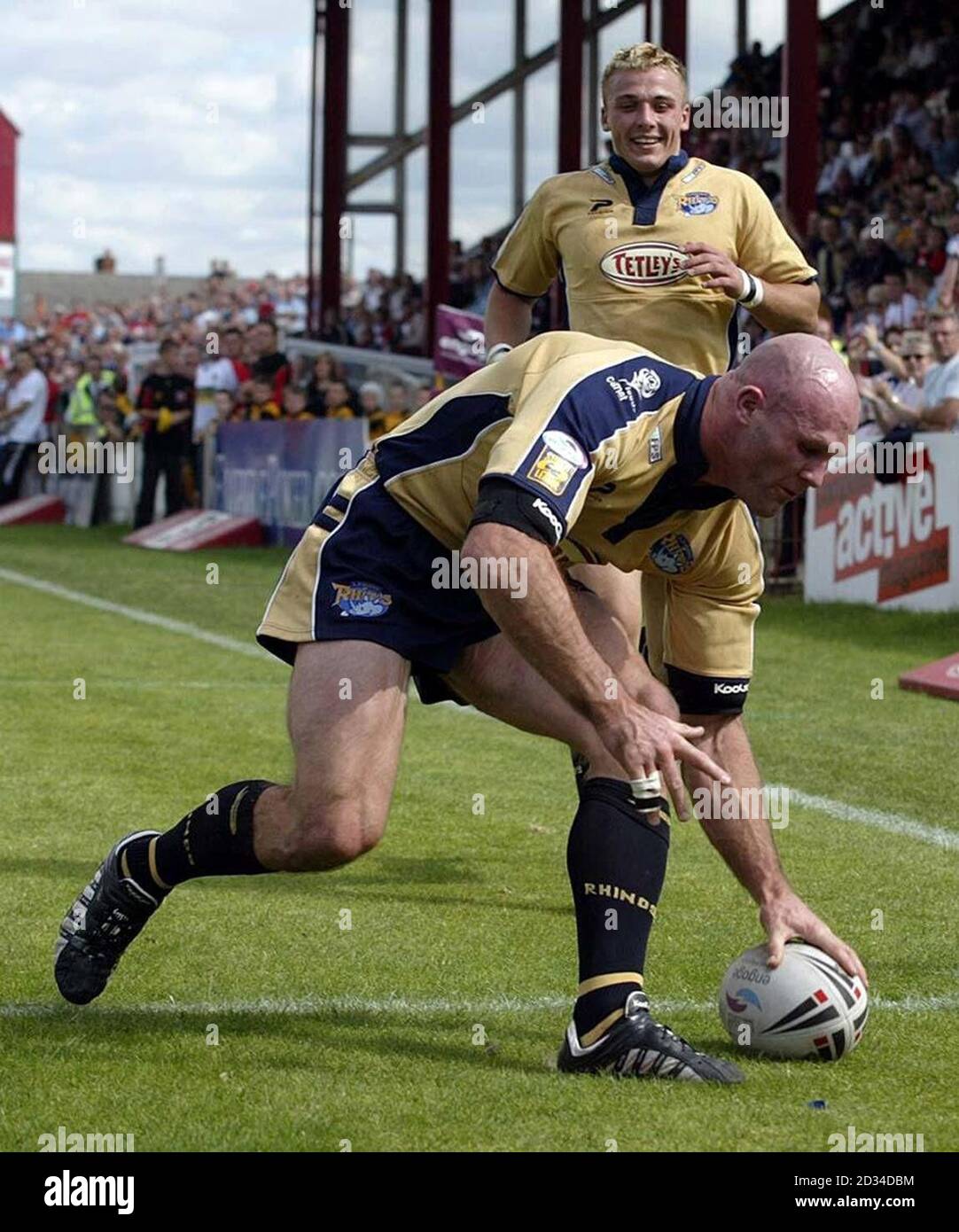 Rugby league action keith senior hi-res stock photography and images ...