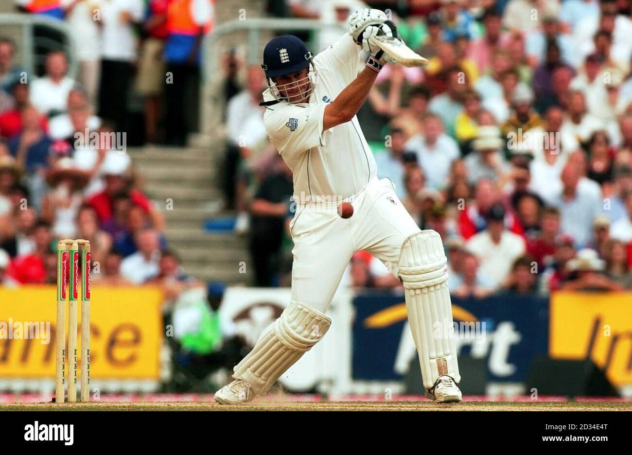 Ashley giles oval 2005 hi-res stock photography and images - Alamy