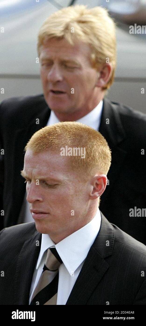 Soccer gordon strachan manager of the month hi-res stock photography ...
