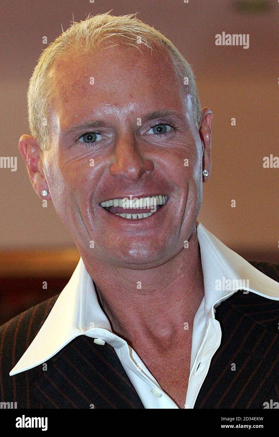 Library consortium hi-res stock photography and images - Alamy