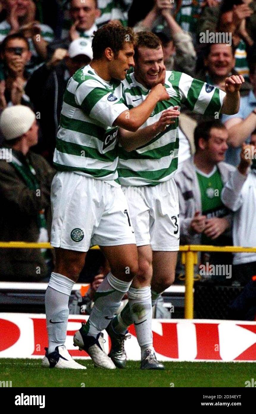 Celtic's Craig Beattie celebrates his goal against Hearts with Stilian ...