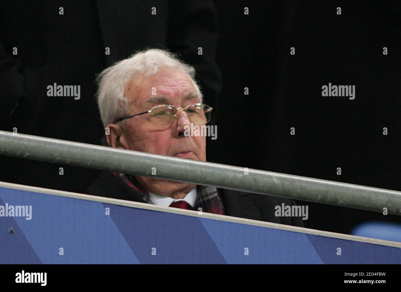 Aston villa chairman doug ellis watches action hi-res stock photography ...