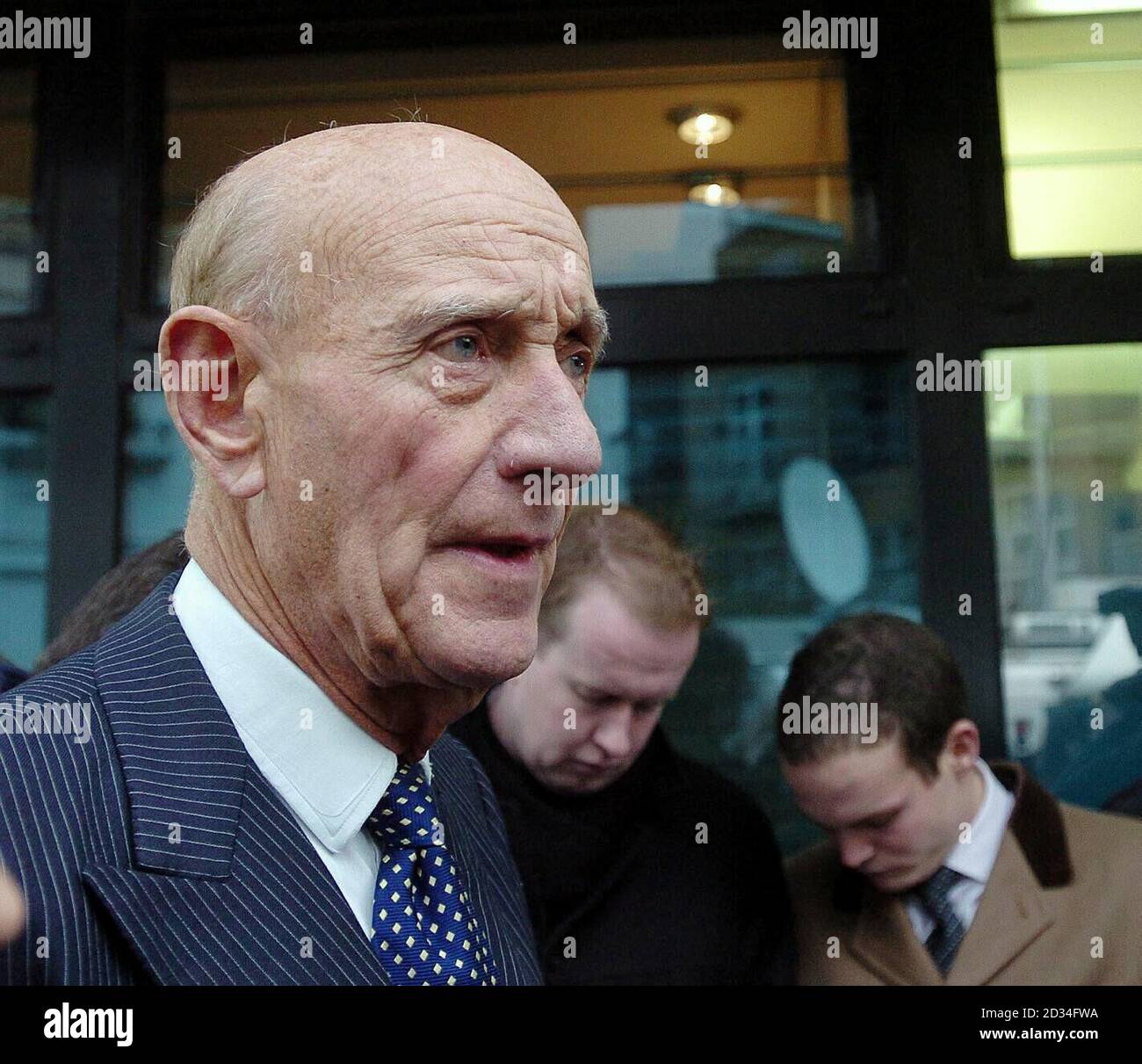 Professor roger williams outside cromwell hospital hi-res stock ...