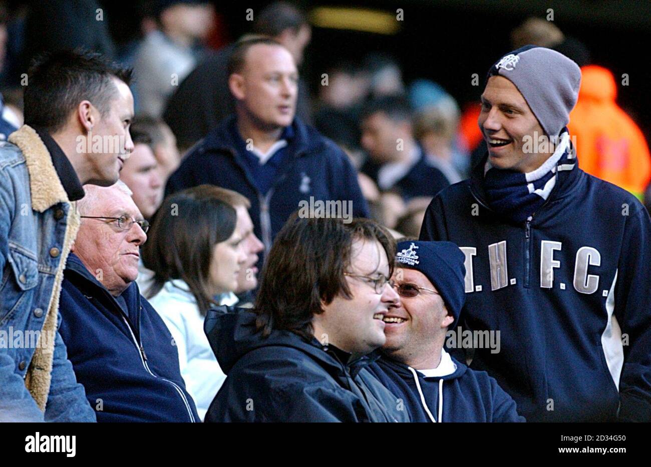 Tottenham Hotspur fans prior to kick off Stock Photo - Alamy