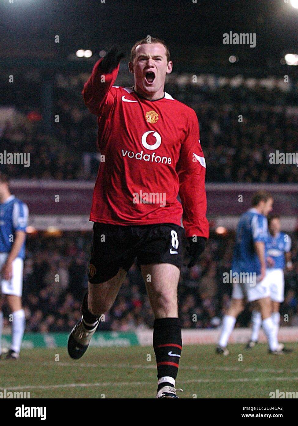 Manchester United's Wayne Rooney celebrates scoring his sides second ...