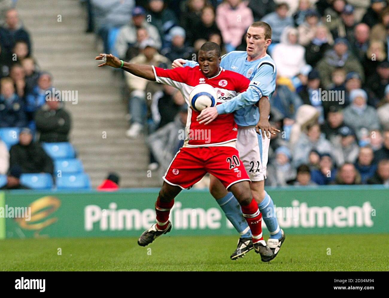 (L-R) Middlesbrough's George Boateng and Manchester City's Richard ...