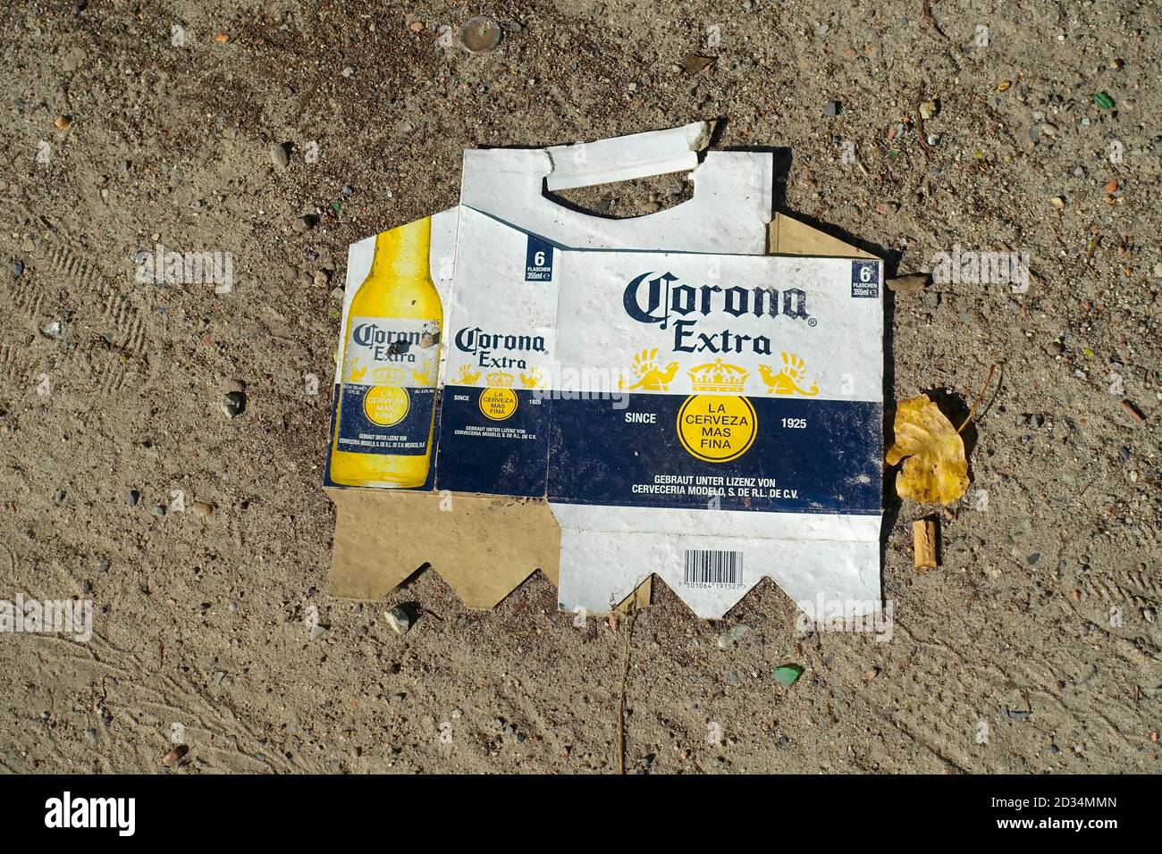 Empty corona lager bottles hi-res stock photography and images - Alamy