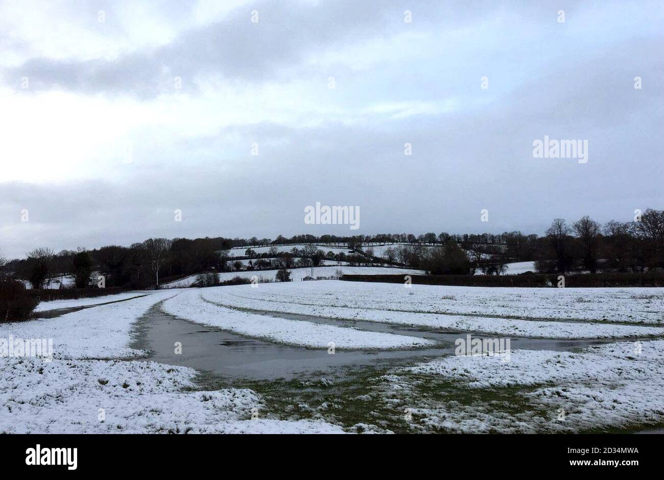 Bourton on the water in snow hi-res stock photography and images - Alamy