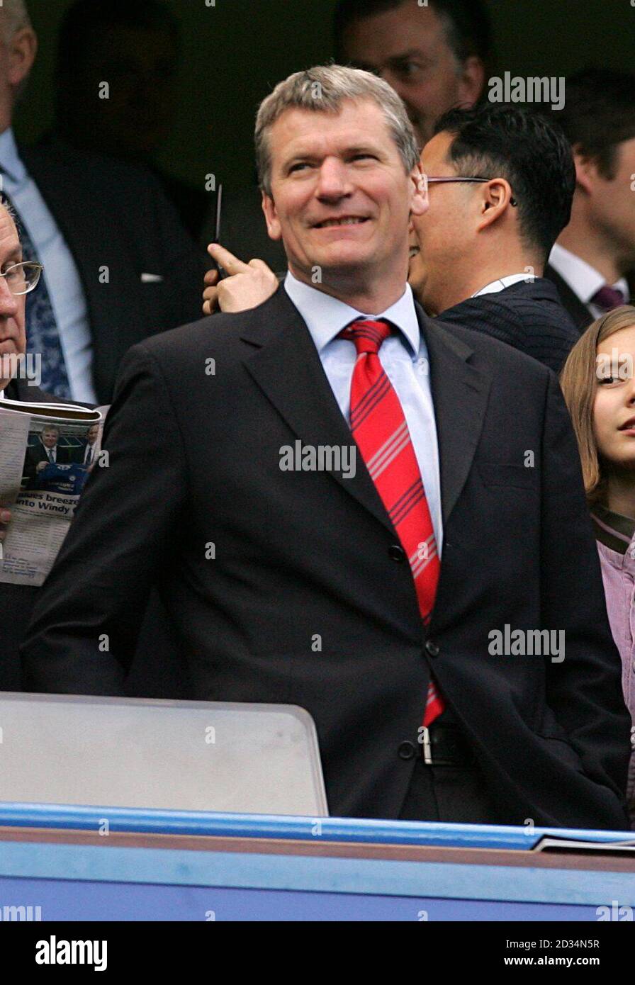 Manchester United Chief Executive David Gill Stock Photo - Alamy