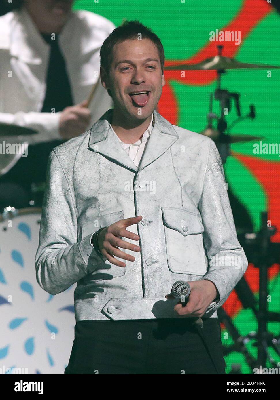 Tom meighan kasabian on stage global awards hi-res stock photography ...