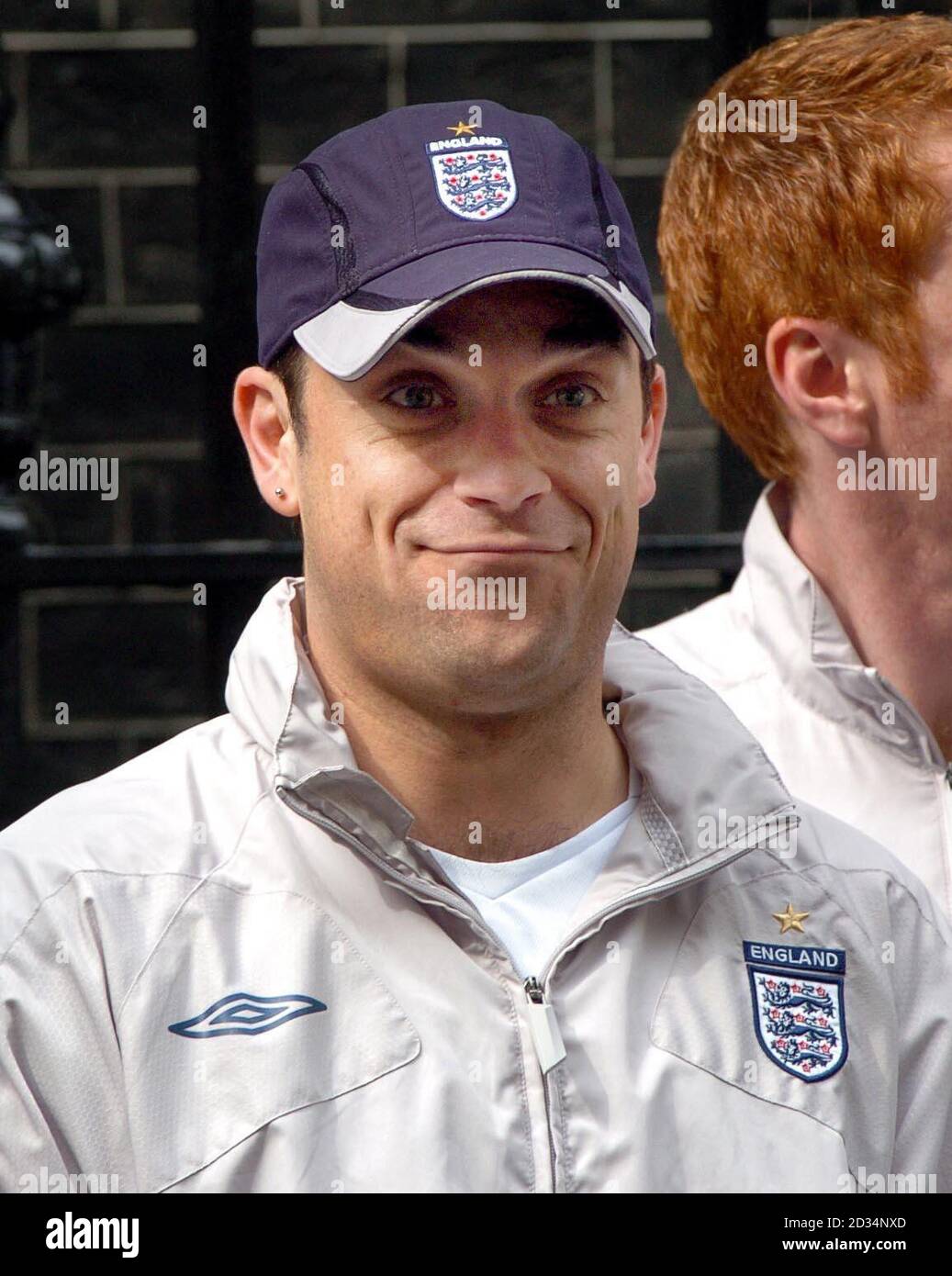 Robbie Williams arrives with the England Soccer Aid team for a ...