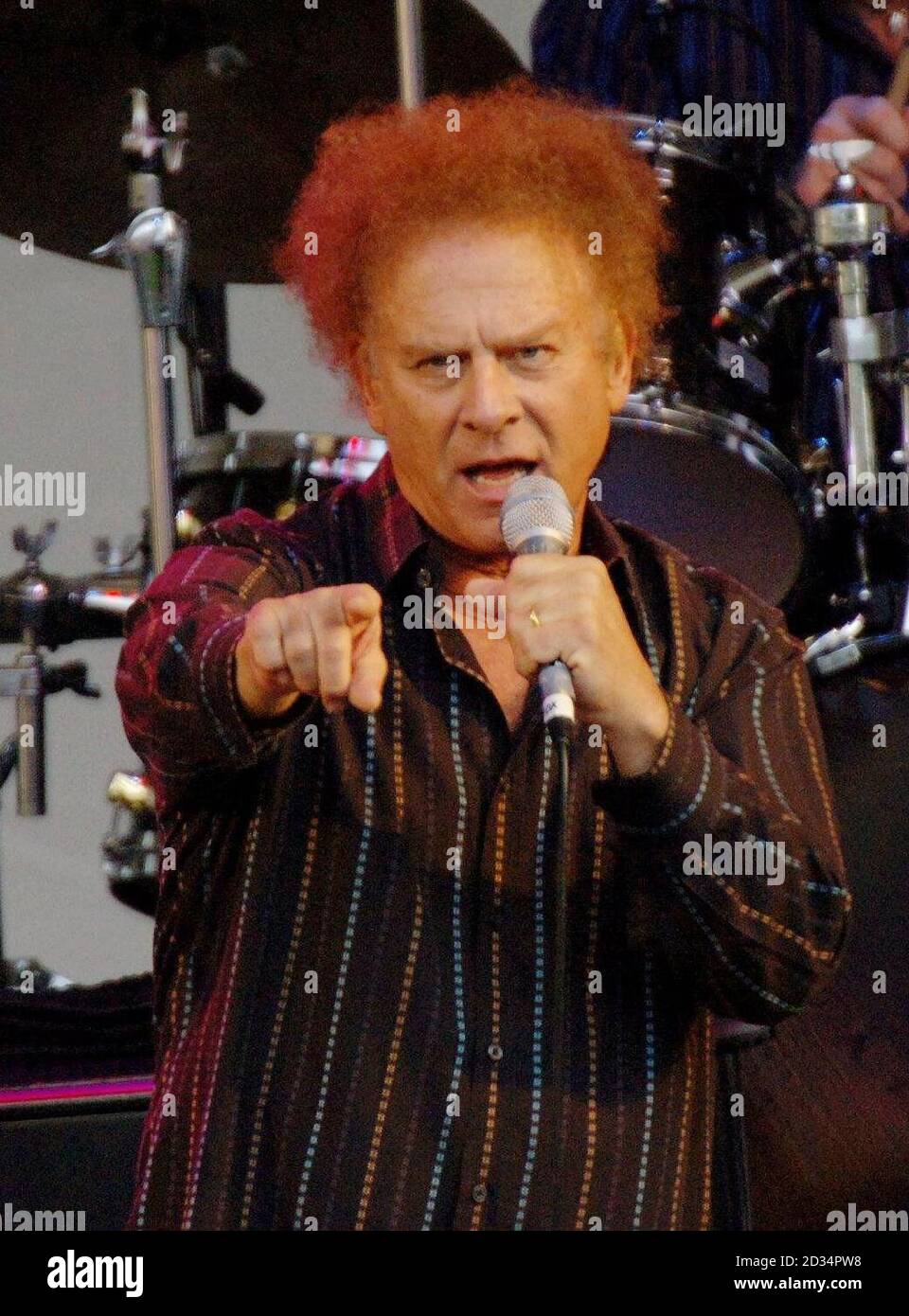 NO MERCHANDISING EDITORIAL USE ONLY American singer Art Garfunkel ...