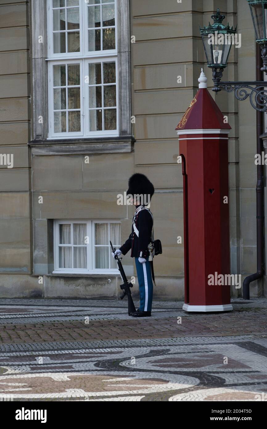 Copenhagen, Europe, Danish royal guardian on duty Stock Photo - Alamy