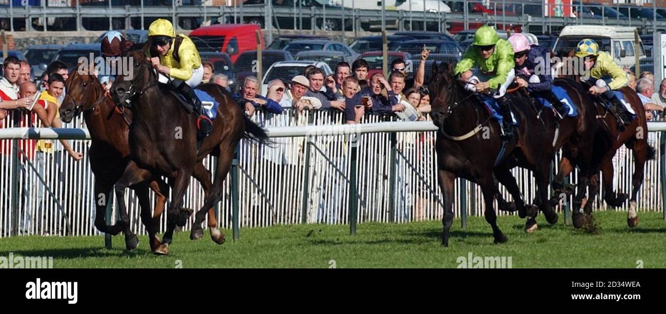 Scottish sun hi-res stock photography and images - Alamy