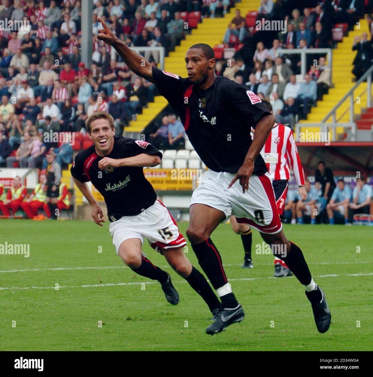 Milton Keynes Dons Clive Platt High Resolution Stock Photography and ...