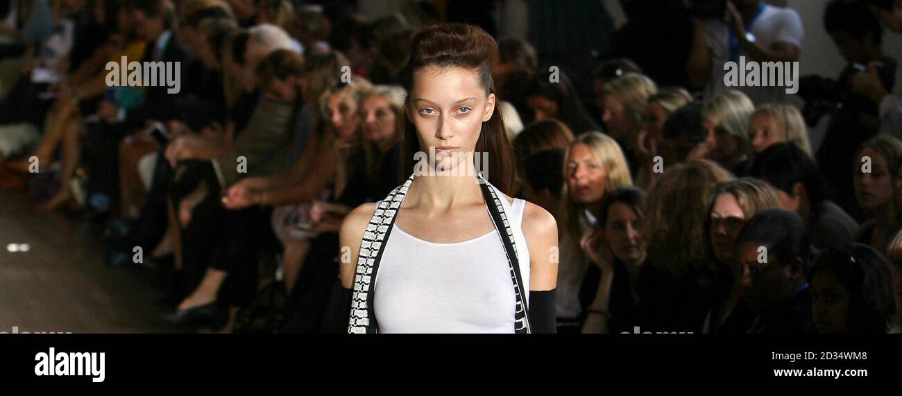 A model wears a design by Jonathan Saunders during the London Fashion ...