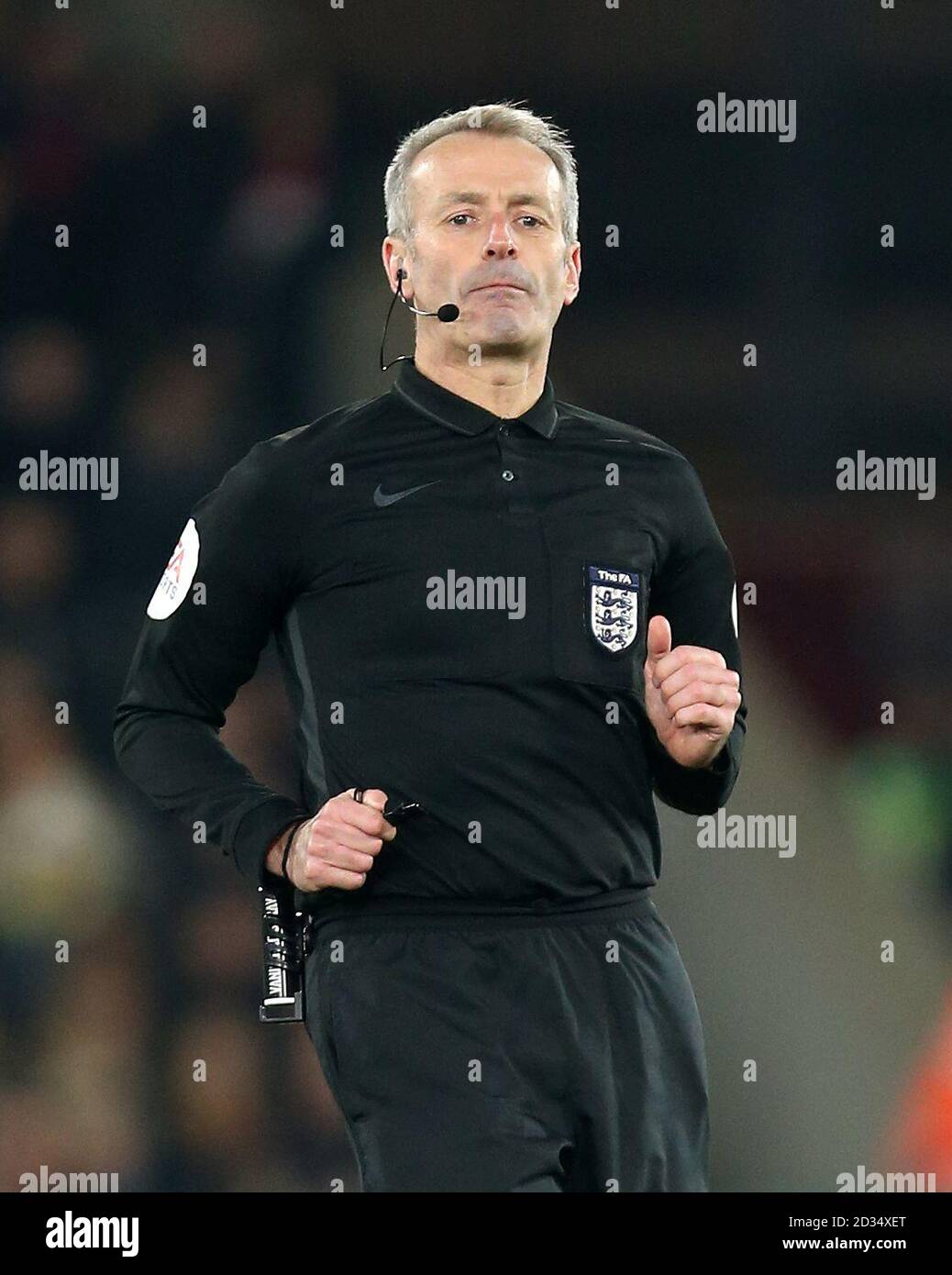 Referee Martin Atkinson Stock Photo - Alamy