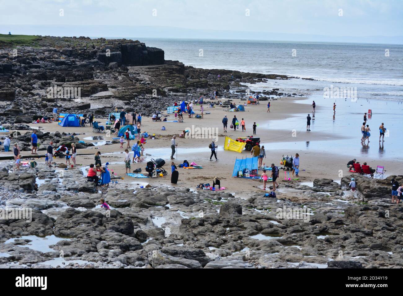 Beach full of surfers in Rest Bay, Wales (during pandemic Stock Photo ...