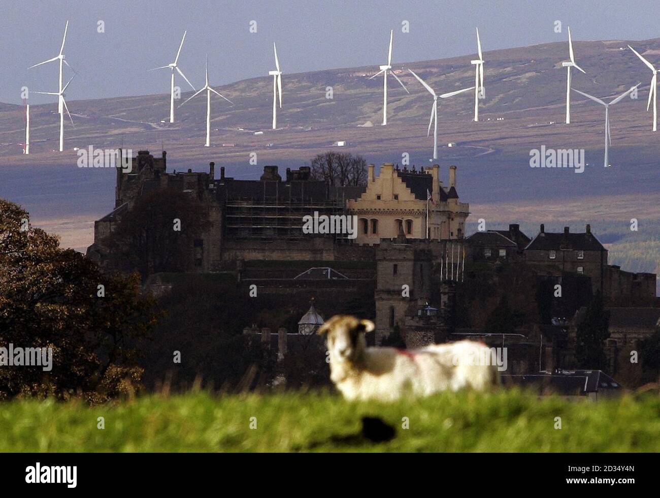 Stirling wind farm hi-res stock photography and images - Alamy